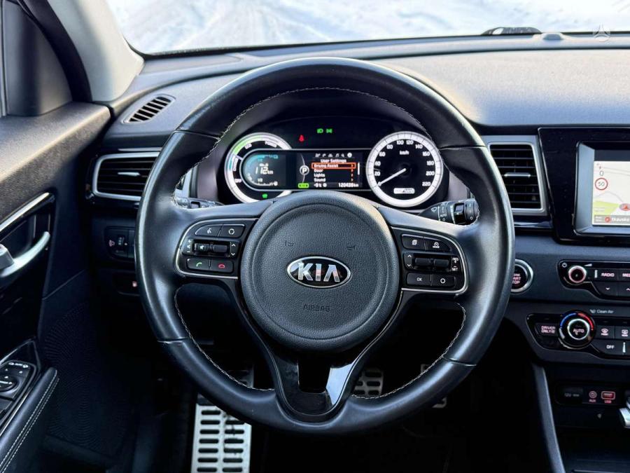 Blue Kia Niro 2017 in Vilnius, with an engine capacity of 1.59 L and mileage of 120 thousand km for 11850 €, photo 20 on AUTOMOTO.COM.LV