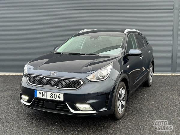 Blue Kia Niro 2018 in Kaunas, with an engine capacity of 0.00 L and mileage of 29 thousand km for 22248 €, photo 1 on AUTOMOTO.COM.LV