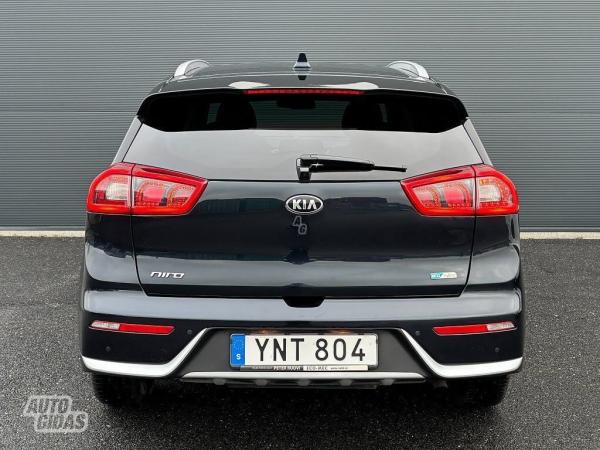Blue Kia Niro 2018 in Kaunas, with an engine capacity of 0.00 L and mileage of 29 thousand km for 22248 €, photo 4 on AUTOMOTO.COM.LV
