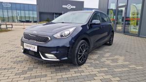 Blue Kia Niro 2018 in Siauliai, with an engine capacity of 1.60 L and mileage of 230 thousand km for 11500 €, photo 4 on AUTOMOTO.COM.LV