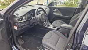 Blue Kia Niro 2018 in Siauliai, with an engine capacity of 1.60 L and mileage of 230 thousand km for 11500 €, photo 10 on AUTOMOTO.COM.LV