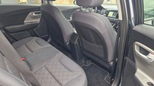 Blue Kia Niro 2018 in Siauliai, with an engine capacity of 1.60 L and mileage of 230 thousand km for 11500 €, photo 16 on AUTOMOTO.COM.LV