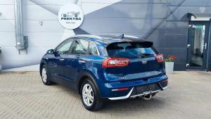 Blue Kia Niro 2018 in Kaunas, with an engine capacity of 1.60 L and mileage of 197 thousand km for 11950 €, photo 8 on AUTOMOTO.COM.LV