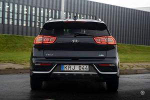 Синий Киа Niro 2018 в Вильнюс, объемом двигателя 1.58 л и пробегом 115 тыс. км за 13000 €, фото 10 на AUTOMOTO.COM.LV