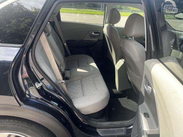 Zils Kia Niro 2018 Viļņa, ar dzinēja tilpumu 1.60 L un nobraukumu 140 tūkst. km par 13200 €, foto 4 vietnē AUTOMOTO.COM.LV