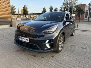 Blue Kia Niro 2019 in Kaunas, with an engine capacity of 0.00 L and mileage of 360 thousand km for 12450 €, photo  on AUTOMOTO.COM.LV