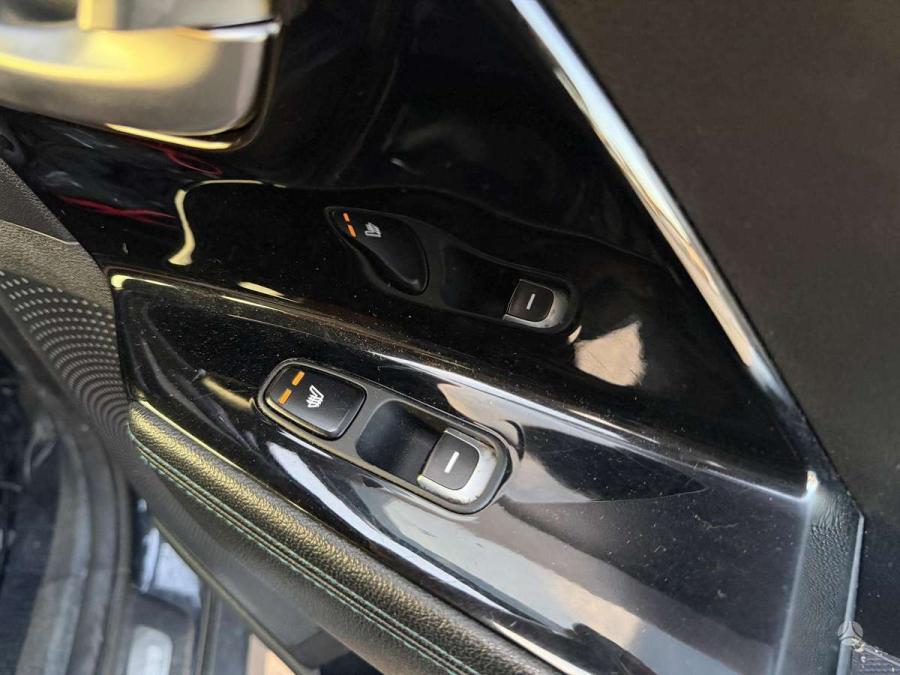 Blue Kia Niro 2019 in Kaunas, with an engine capacity of 0.00 L and mileage of 360 thousand km for 12450 €, photo 20 on AUTOMOTO.COM.LV