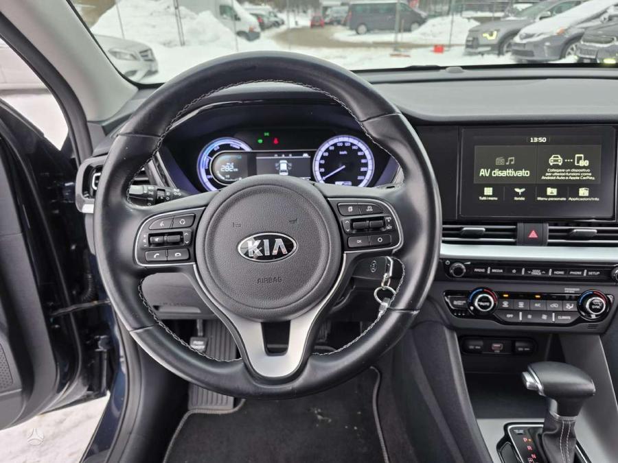 Blue Kia Niro 2020 in Vilnius, with an engine capacity of 1.58 L and mileage of 90 thousand km for 16000 €, photo 18 on AUTOMOTO.COM.LV