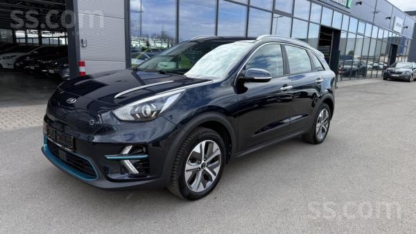 Zils Kia Niro 2020 Rīga, ar dzinēja tilpumu 0.00 L un nobraukumu 142 tūkst. km par 15900 €, foto 1 vietnē AUTOMOTO.COM.LV