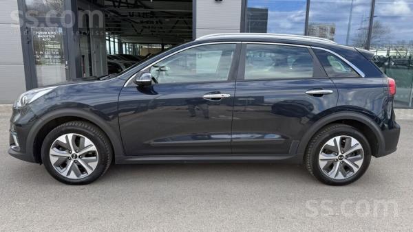 Zils Kia Niro 2020 Rīga, ar dzinēja tilpumu 0.00 L un nobraukumu 142 tūkst. km par 15900 €, foto 2 vietnē AUTOMOTO.COM.LV