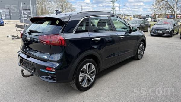 Zils Kia Niro 2020 Rīga, ar dzinēja tilpumu 0.00 L un nobraukumu 142 tūkst. km par 15900 €, foto 4 vietnē AUTOMOTO.COM.LV