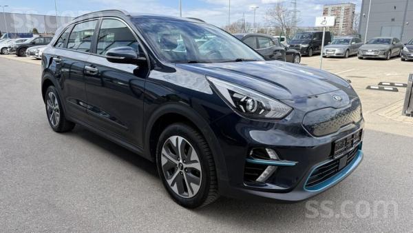 Zils Kia Niro 2020 Rīga, ar dzinēja tilpumu 0.00 L un nobraukumu 142 tūkst. km par 15900 €, foto 6 vietnē AUTOMOTO.COM.LV