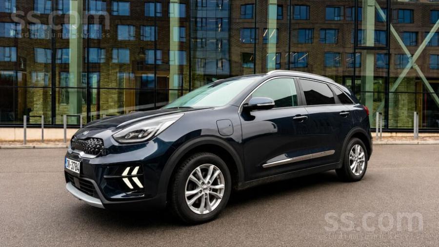 Синий Киа Niro 2020 в Рига, объемом двигателя 1.60 л и пробегом 65 тыс. км за 18900 €, фото 4 на AUTOMOTO.COM.LV