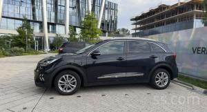 Zils Kia Niro 2020 Rīga, ar dzinēja tilpumu 1.60 L un nobraukumu 65 tūkst. km par 18500 €, foto 3 vietnē AUTOMOTO.COM.LV