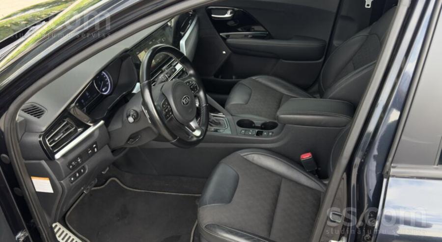 Zils Kia Niro 2020 Rīga, ar dzinēja tilpumu 1.60 L un nobraukumu 65 tūkst. km par 18500 €, foto 7 vietnē AUTOMOTO.COM.LV
