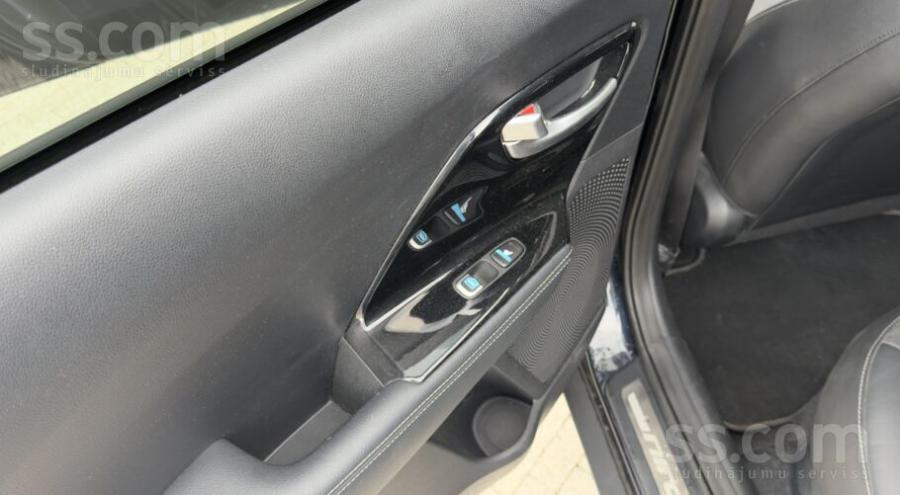 Zils Kia Niro 2020 Rīga, ar dzinēja tilpumu 1.60 L un nobraukumu 65 tūkst. km par 18500 €, foto 14 vietnē AUTOMOTO.COM.LV