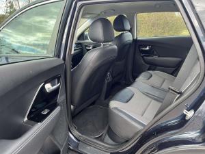 Blue Kia Niro 2020 in Taurage, with an engine capacity of 0.00 L and mileage of 212 thousand km for 12600 €, photo 8 on AUTOMOTO.COM.LV