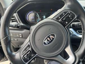 Blue Kia Niro 2020 in Taurage, with an engine capacity of 0.00 L and mileage of 212 thousand km for 12600 €, photo 16 on AUTOMOTO.COM.LV