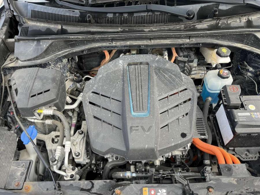 Blue Kia Niro 2020 in Taurage, with an engine capacity of 0.00 L and mileage of 212 thousand km for 12600 €, photo 19 on AUTOMOTO.COM.LV