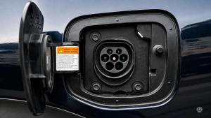 Blue Kia Niro 2020 in Riga, with an engine capacity of 1.58 L and mileage of 65 thousand km for 18490 €, photo 19 on AUTOMOTO.COM.LV