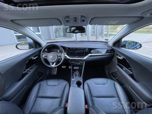 Zils Kia Niro 2021 Jūrmala, ar dzinēja tilpumu 1.60 L un nobraukumu 0 tūkst. km par 16450 €, foto 24 vietnē AUTOMOTO.COM.LV