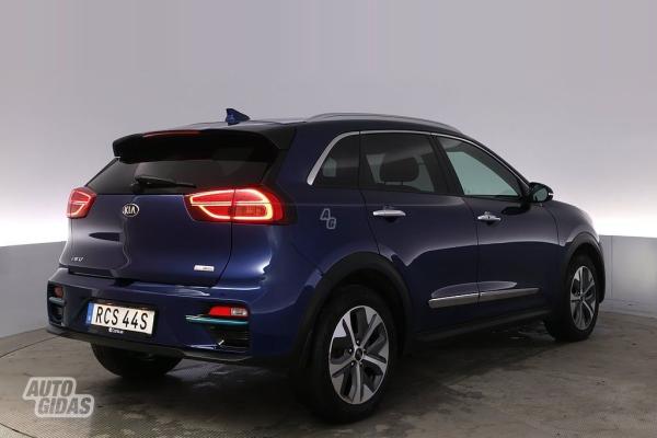 Blue Kia Niro 2021 in Kaunas, with an engine capacity of 0.00 L and mileage of 79 thousand km for 24429 €, photo 5 on AUTOMOTO.COM.LV