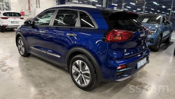 Zils Kia Niro 2021 Rīga, ar dzinēja tilpumu 1.60 L un nobraukumu 120 tūkst. km par 17900 €, foto 3 vietnē AUTOMOTO.COM.LV