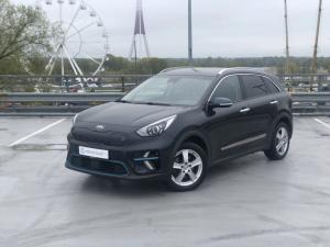 Blue Kia Niro 2021 in Riga, with an engine capacity of 0.00 L and mileage of 87 thousand km for 19900 €, photo 3 on AUTOMOTO.COM.LV