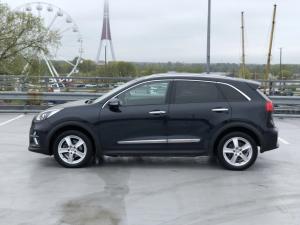 Blue Kia Niro 2021 in Riga, with an engine capacity of 0.00 L and mileage of 87 thousand km for 19900 €, photo 14 on AUTOMOTO.COM.LV