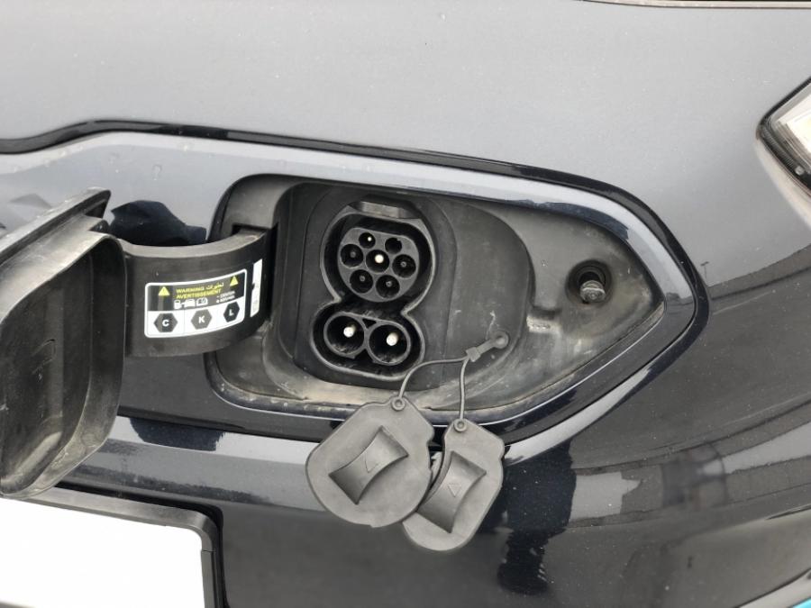 Blue Kia Niro 2021 in Riga, with an engine capacity of 0.00 L and mileage of 87 thousand km for 19900 €, photo 23 on AUTOMOTO.COM.LV