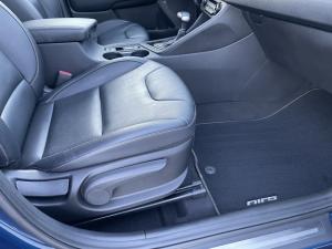 Синий Киа Niro 2021 в Рига, объемом двигателя 1.60 л и пробегом 97 тыс. км за 22500 €, фото 8 на AUTOMOTO.COM.LV