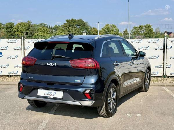Zils Kia Niro 2021 Viļņa, ar dzinēja tilpumu 1.58 L un nobraukumu 150 tūkst. km par 17999 €, foto 3 vietnē AUTOMOTO.COM.LV