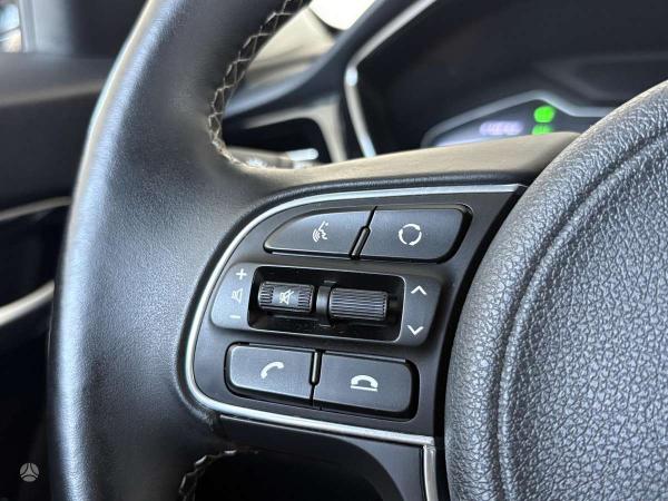 Zils Kia Niro 2021 Viļņa, ar dzinēja tilpumu 1.58 L un nobraukumu 150 tūkst. km par 17999 €, foto 9 vietnē AUTOMOTO.COM.LV