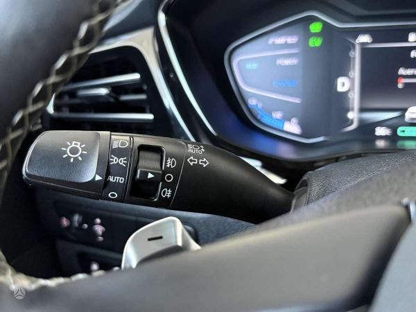 Zils Kia Niro 2021 Viļņa, ar dzinēja tilpumu 1.58 L un nobraukumu 150 tūkst. km par 17999 €, foto 10 vietnē AUTOMOTO.COM.LV