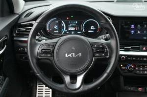 Blue Kia Niro 2022 in Kaunas, with an engine capacity of 0.00 L and mileage of 66 thousand km for 26460 €, photo 7 on AUTOMOTO.COM.LV
