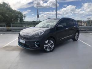 Zils Kia Niro 2022 Rīga, ar dzinēja tilpumu 0.00 L un nobraukumu 26 tūkst. km par 24900 €, foto  vietnē AUTOMOTO.COM.LV