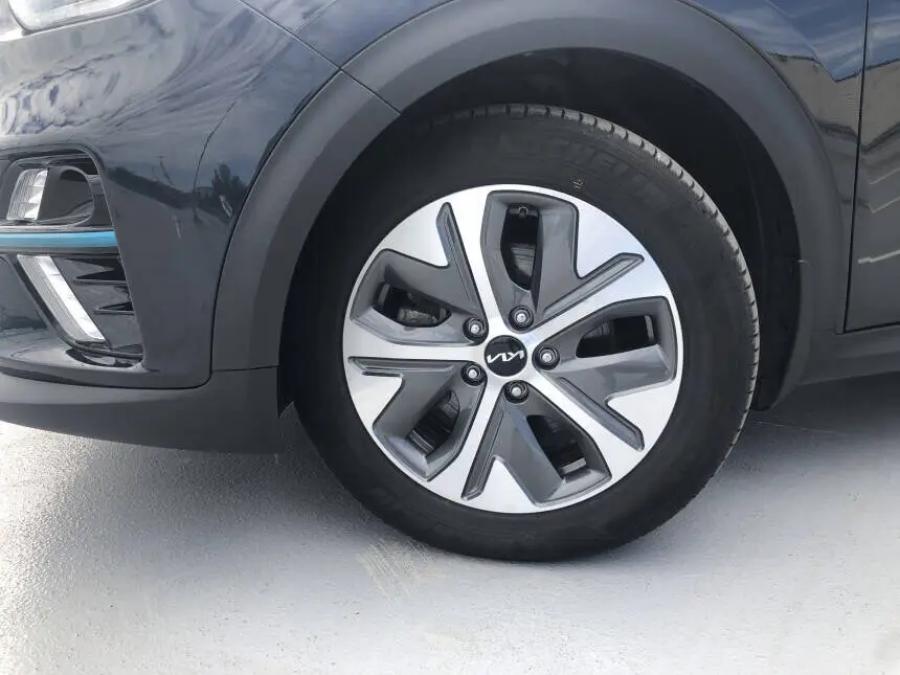 Zils Kia Niro 2022 Rīga, ar dzinēja tilpumu 0.00 L un nobraukumu 26 tūkst. km par 24900 €, foto 5 vietnē AUTOMOTO.COM.LV