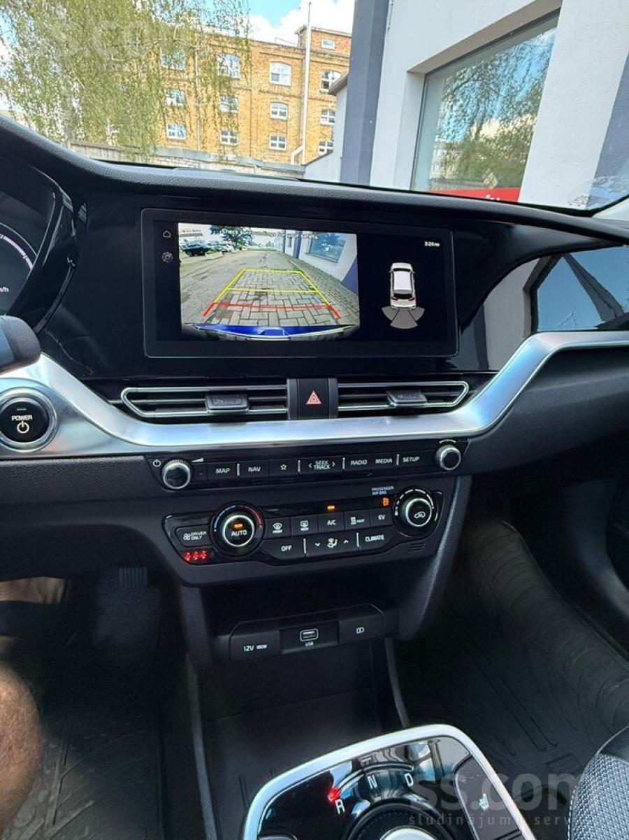 Синий Киа Niro 2022 в Рига, объемом двигателя 0.00 л и пробегом 30 тыс. км за 24990 €, фото 17 на AUTOMOTO.COM.LV