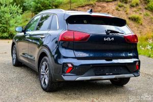 Blue Kia Niro 2022 in Kretinga, with an engine capacity of 1.60 L and mileage of 32 thousand km for 19788 €, photo 9 on AUTOMOTO.COM.LV