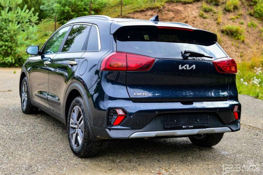 Blue Kia Niro 2022 in Kretinga, with an engine capacity of 1.60 L and mileage of 32 thousand km for 19788 €, photo 9 on AUTOMOTO.COM.LV