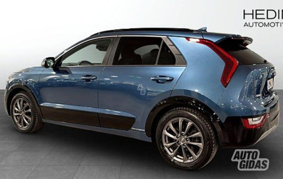 Blue Kia Niro 2023 in Kaunas, with an engine capacity of 0.00 L and mileage of 48 thousand km for 32829 €, photo 6 on AUTOMOTO.COM.LV