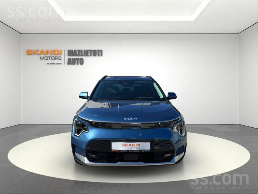 Синий Киа Niro 2023 в Рига, объемом двигателя 0.00 л и пробегом 18 тыс. км за 30990 €, фото 3 на AUTOMOTO.COM.LV