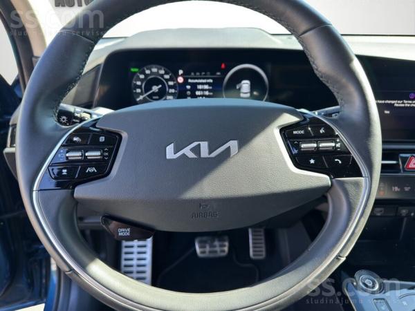 Синий Киа Niro 2023 в Рига, объемом двигателя 0.00 л и пробегом 18 тыс. км за 30990 €, фото 10 на AUTOMOTO.COM.LV