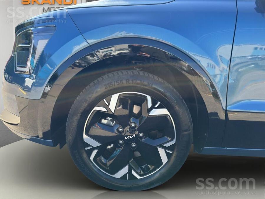 Синий Киа Niro 2023 в Рига, объемом двигателя 0.00 л и пробегом 18 тыс. км за 30990 €, фото 20 на AUTOMOTO.COM.LV