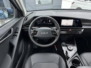 Синий Киа Niro 2023 в Елгава, объемом двигателя 0.00 л и пробегом 150 тыс. км за 20000 €, фото 8 на AUTOMOTO.COM.LV