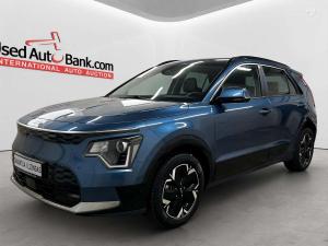 Blue Kia Niro 2024 in Vilnius, with an engine capacity of 0.00 L and mileage of 131 thousand km for 22999 €, photo  on AUTOMOTO.COM.LV