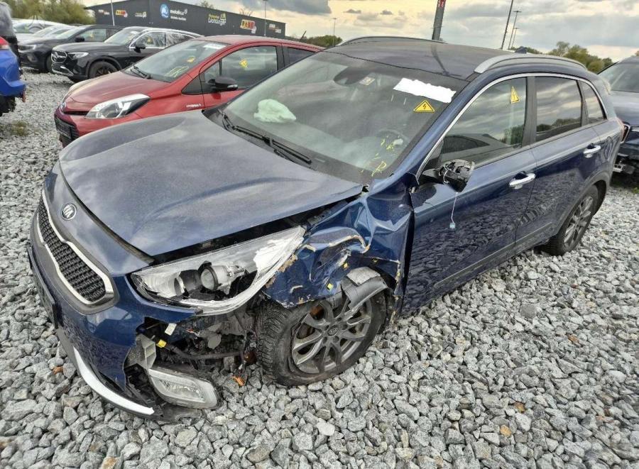 Zils Kia Niro 2019 Klaipėda, ar dzinēja tilpumu 1.58 L un nobraukumu 101 tūkst. km par 7300 €, foto 3 vietnē AUTOMOTO.COM.LV