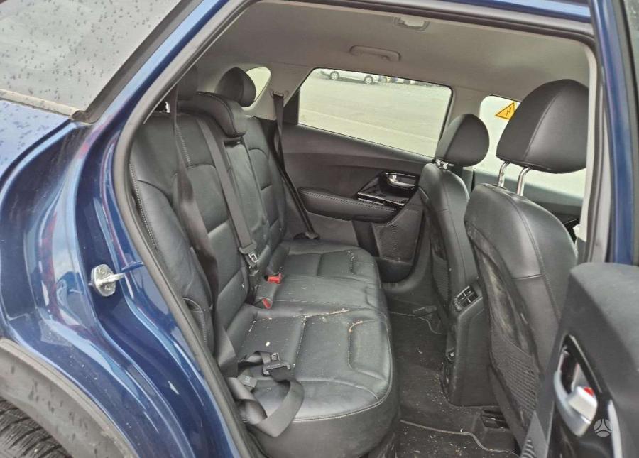 Zils Kia Niro 2019 Klaipėda, ar dzinēja tilpumu 1.58 L un nobraukumu 101 tūkst. km par 7300 €, foto 7 vietnē AUTOMOTO.COM.LV