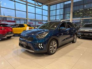 Blue Kia Niro 2021 in Vilnius, with an engine capacity of 1.60 L and mileage of 43 thousand km for 18500 €, photo  on AUTOMOTO.COM.LV