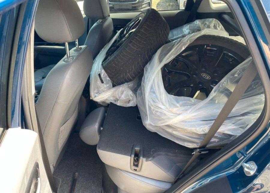 Zils Kia Niro 2017 Vilkaviškis, ar dzinēja tilpumu 1.60 L un nobraukumu 82 tūkst. km par 11300 €, foto 13 vietnē AUTOMOTO.COM.LV